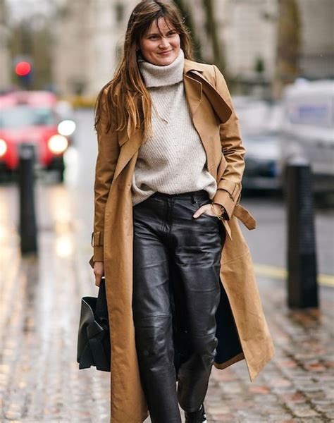 شلوار چرم را چگونه ست کنیم؟ وقت قدرت‌نمایی این آیتم جذاب رسیده چی بپوشم