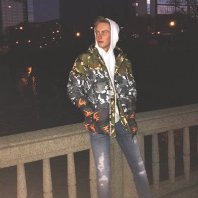 Inked Dory On Twitter Rate My Body Https T Co Y L Vu U Twitter