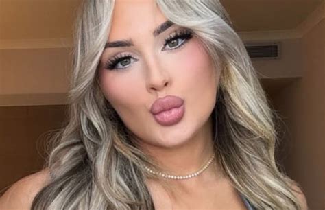 Hot Lita Photos Wwe Fans Need To See Pwpix Net