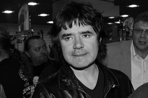 Андрей Разин купил участок на кладбище для Евгения Осина 24СМИ