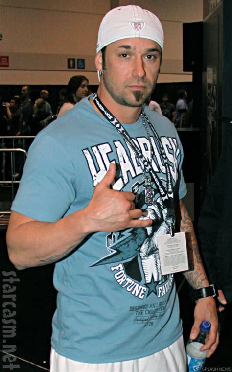 Justin Biebers Dad Jeremy Bieber Bashes Nephews Face In Reported