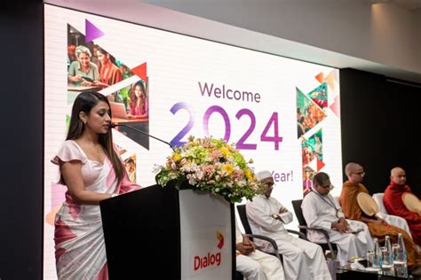 Compere Dialog Newbeginnings Hostlife Businessyear2024 Emcee Certifiedlifecoach