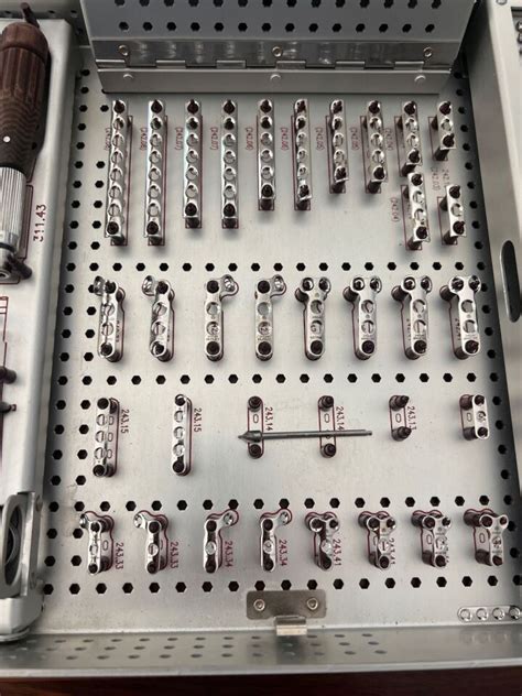 Used Synthes Mini Fragment Set Self Tapping Mini Frag Set Orthopedic