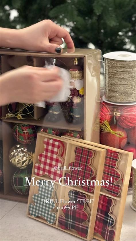 김한샘 🎄다들 크리스마스 어떻게 보내시나요🎄 저는 입덧으로 계획이 없다가 로라에게 즐거운 경험 시켜주고 싶어 눈 내리는 이벤트 하는 곳을 방문해 보려고 해요☃️