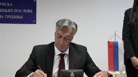 Каран Српска неће да дочекује колонијалне управнике као дипломате — Rt Balkan