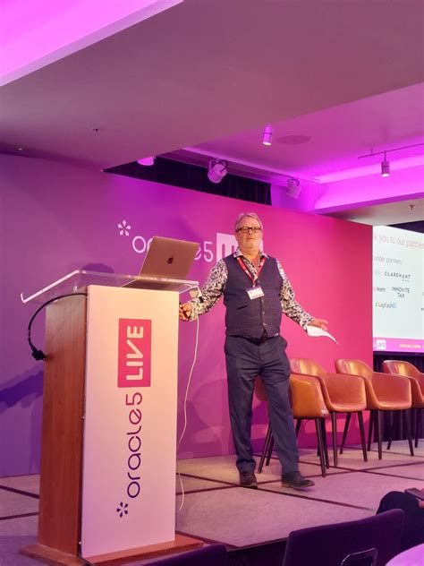 Splashbi On Linkedin Hcm Oracle5live Oraclereporting Oraclehcm Businessintelligence