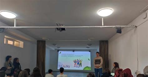 სსიპ ვაჟა ფშაველას სახელობის ქალაქ გორის N9 საჯარო სკოლა