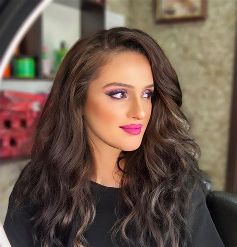 მეგობრებო რადგან ზოგს Shopping ყველაფერი ერთ სივრცეში