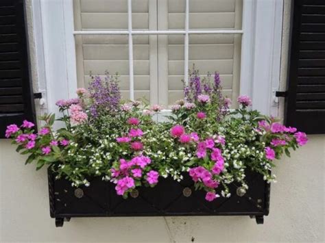 30 Best Diy Flower Box Ideas And Tutorials Diyscraftsy