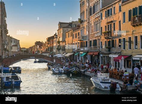 Pavement Restaurants Overlooking Rio Della Misericordia Crowded With