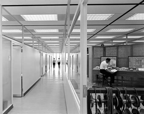 What Is Open Source Benefits Challenges And Real World Impact