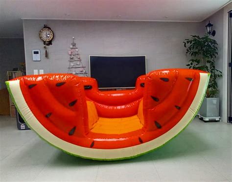 바운스브라더스 에어 수박 바이킹 👽 마트에서 파는 튜브와는 차원이 다른 재질이라 탑승놀이에 적합하게