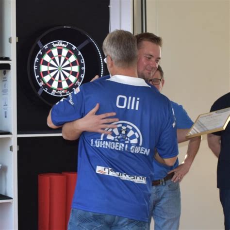 Dart Olli Schubert Als Vereinsheld Ausgezeichnet Turn Und