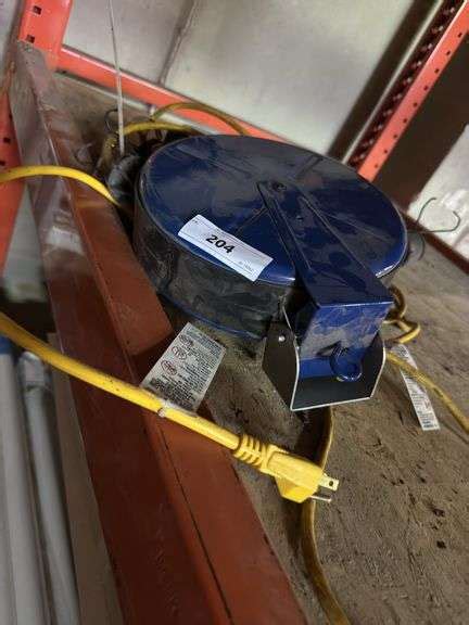 Qty 2 Fluorescent Drop Lights And Reels Jandj Auctioneers Llc