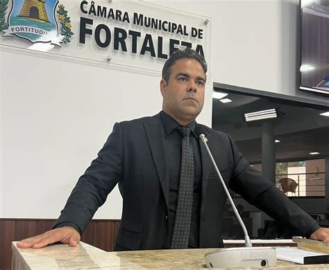 Vereador De Fortaleza Propõe Policiamento Fixo Em Escolas Públicas Cn7