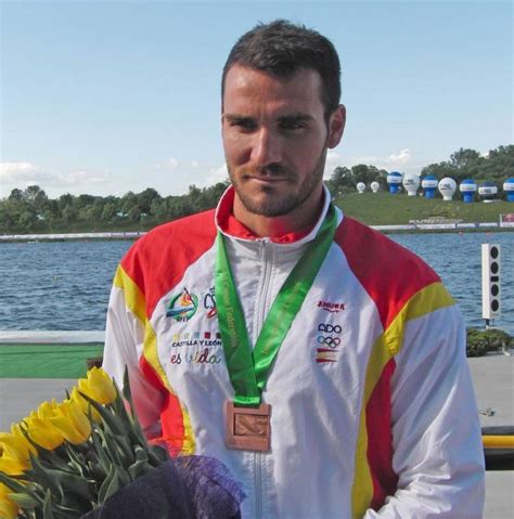 Gold Silver Bronze Mr James Gold Magnussen Goes Up Against Canoeist Saul Craviotto