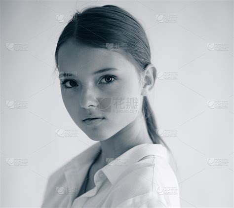 女孩肖像