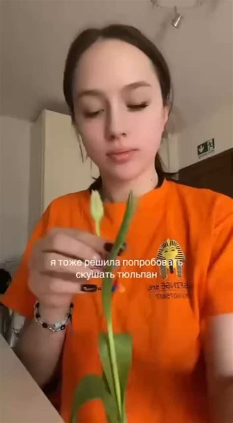 10 марта девочки все у кого тюльпаны еще не завяли признавайтесь