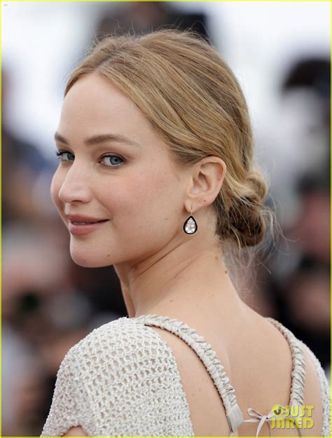 Jennifer Lawrence Opens Up About Why She Was Drawn To Produce Bread