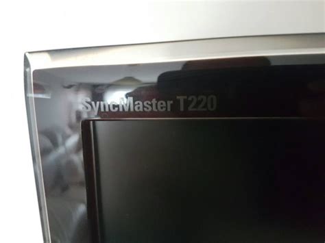 Monitor Samsung Syncmaster T220