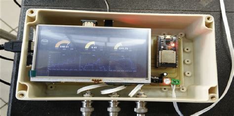 the data logger circuit on board 2 5 yu 8t setup with daq system