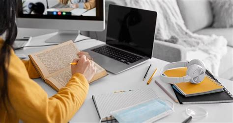 Lms Vs Custom Elearning Platforms Which One Is Right For You