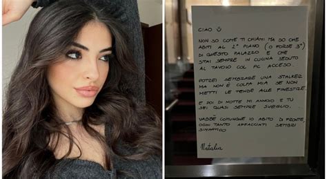 Si Innamora Del Vicino E Attacca Un Biglietto Sul Portone Ti Spio Da