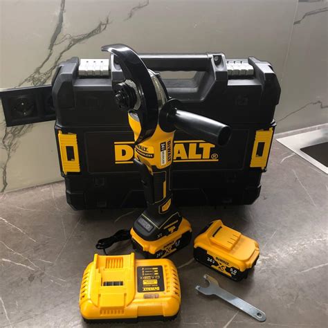 Купить Аккумуляторная болгарка DeWALT Ø125 24V 5А | Угловая шлифмашина ...