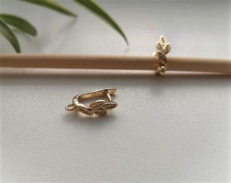 Швензы для сережек Листики английский замок с фианитами позолота 1 пара Корейская фурнитура