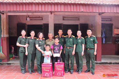 Trao Kinh Ph Theo Ch Ng Tr Nh M U