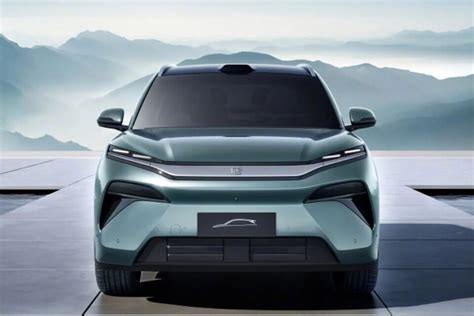 Byd 최신 전기차에 1 000v 시스템 도입 준비 5c 충전 속도 구현하나