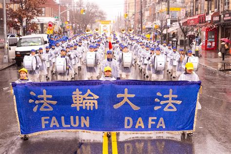 Thousands Of Falun Gong Practitioners Hold Grand Holiday Parade In
