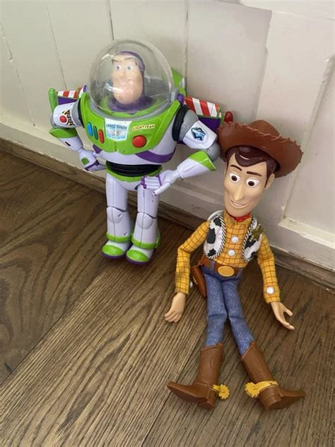Disney Thinkway Toy Story Talking Pull String Woody And Talking Buzz