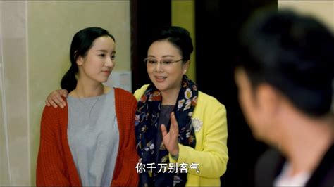 母親偷偷跟蹤兒子，沒想看見未來兒媳，對這個兒媳滿意極了 Youtube