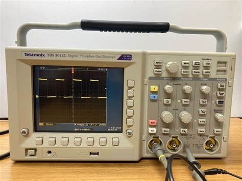 소리전자 Tektronix Tds3012c Digital Phosphor Oscilloscope 오실로스코프 2ch 100mhz 1 25gs S