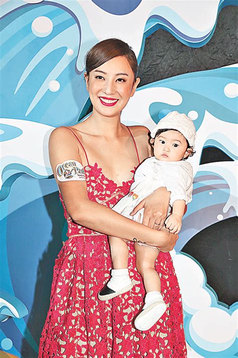 鄭希怡指囡囡何事都嗌媽 香港文匯報