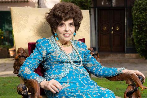 Gina Lollobrigida Portret Gina Lollobrigida Overleden De Mooiste