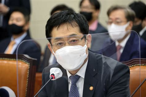 국감포커스 김주현 금융위원장 시장 상황 예상보다 심각채안펀드로는 한계