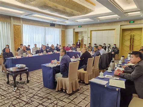 国家重点研发计划“海洋环境安全保障”重点专项“拖曳式光学、温度、盐度、压力传感器阵列研制与应用示范”年度工作会召开