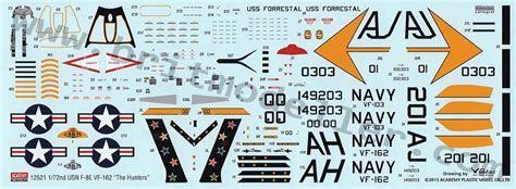 Vought F 8e Crusader Vf 162 The Hunters 1 72 Academy Kits