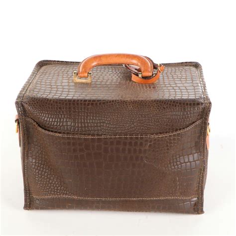 Brics My Safari Travel Case Box Duffle Bag And 28 Expandable Spinner Suitcase Ebth