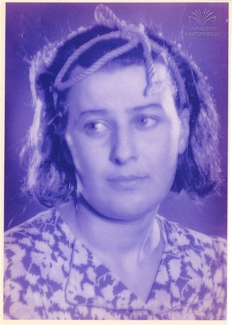 Iverieli მარინე დობროვსკაია თბილელი როლში