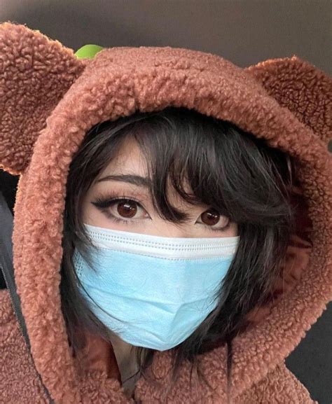 82 Emiru Ideas Celebrities Female Pretty People Hair Styles