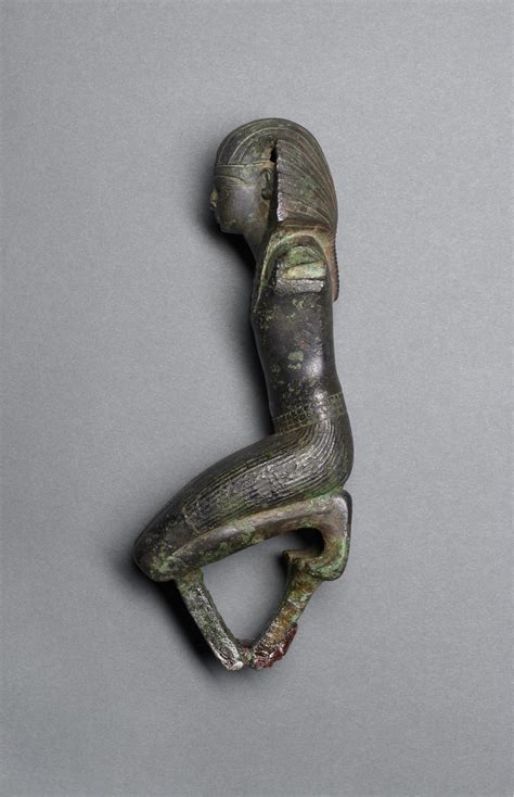 Kneeling King The Walters Art Museum