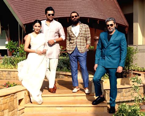 Mumbai Actors Vikram Aishwarya Lekshmi Karthik Sivakumar And Jayam