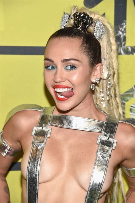 Miley Cyrus Naked Porn Pictures Xxx Photos Sex Images 3803047 Pictoa