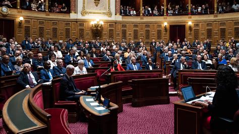 Француски сенатор ухапшен под оптужбом да је дрогирао посланицу с намером да је силује — Rt Balkan