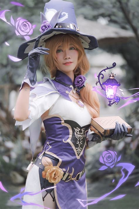 Lisa Cosplay Genshin Impact Hoyolab