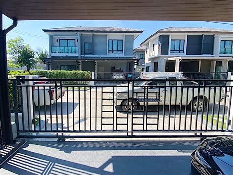 งานติดตั้งมอเตอร์ประตูรีโมทที่ Centro รามอินทรา จตุโชติ ครับ 📍 เซนโทร รามอินทรา จตุโชติ Centro