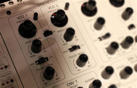 Voltage Controlled Oscillator VCO The Synthesizer Academy